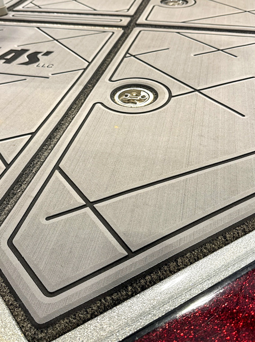 Gator Step Floor Decking - Seven Lakes Marine Service