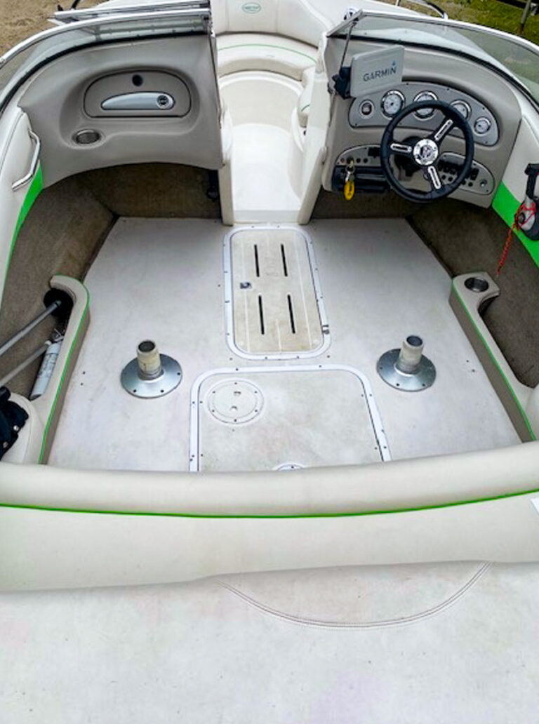 Gator Step Floor Decking - Seven Lakes Marine Service